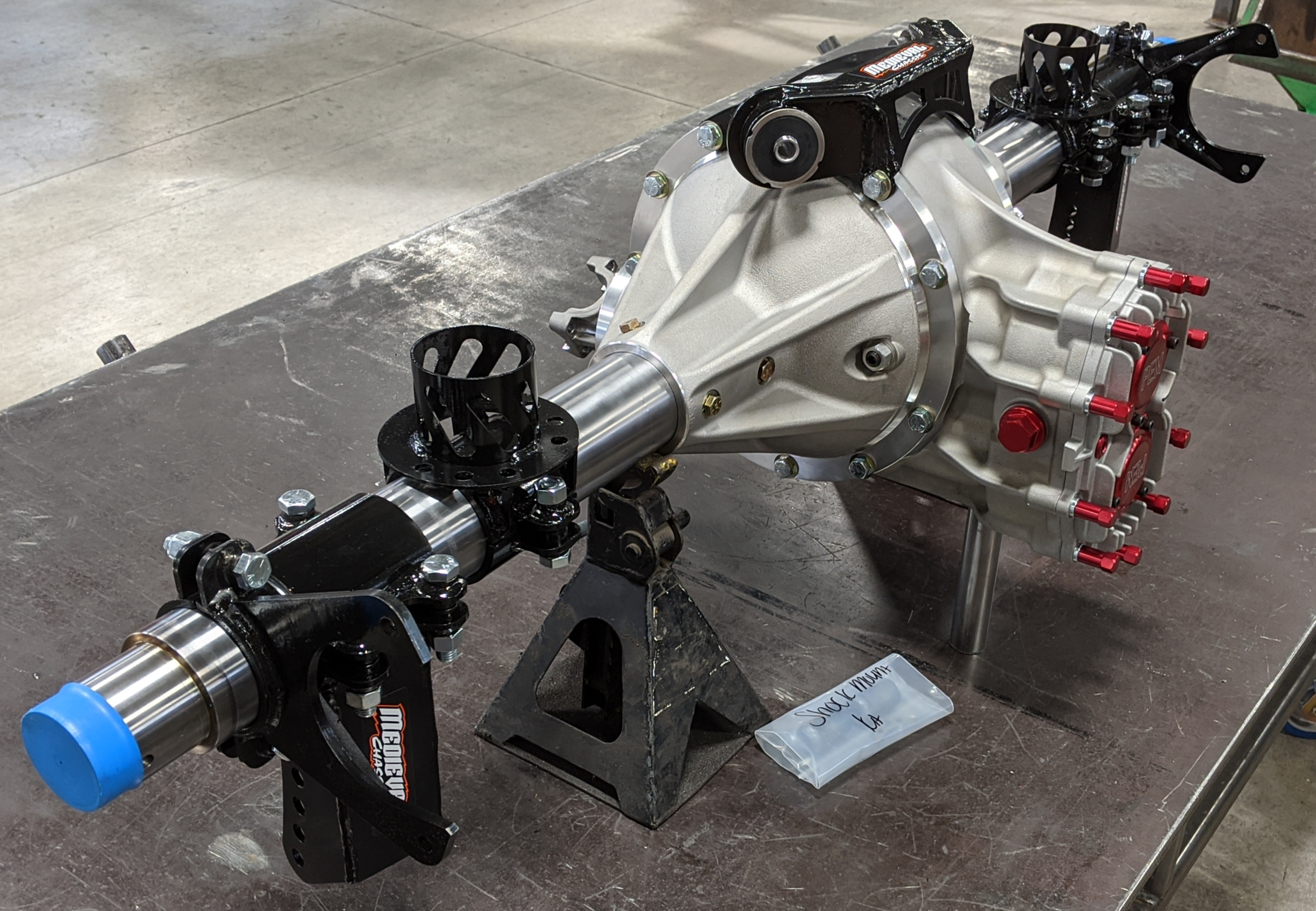 Quick Change Rear End – Bare With Bolt On Suspension Kit – Medieval Chassis