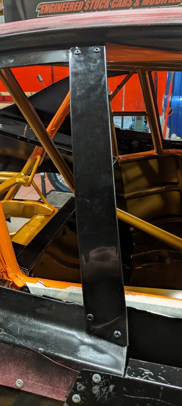 B-Pillar – (Stock Car) – Medieval Chassis